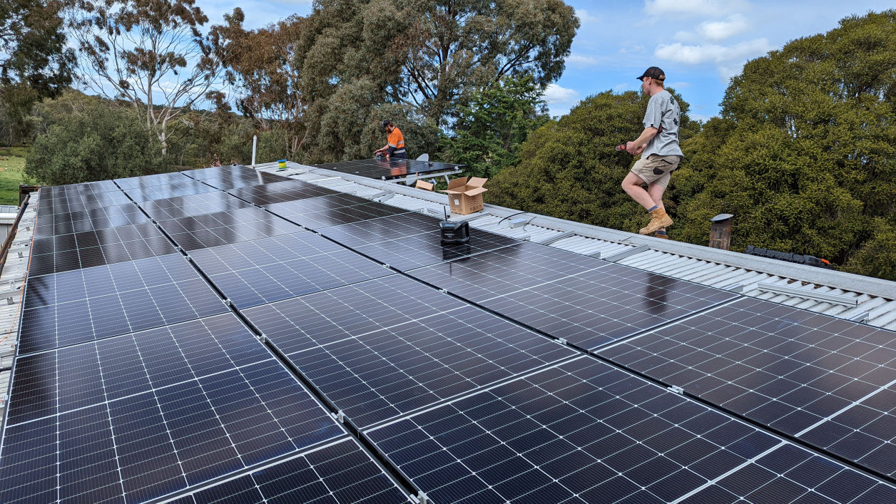 Off-grid solar Maryborough VIC